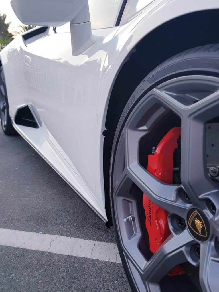 Rent Lamborghini Huracan EVO Convertible