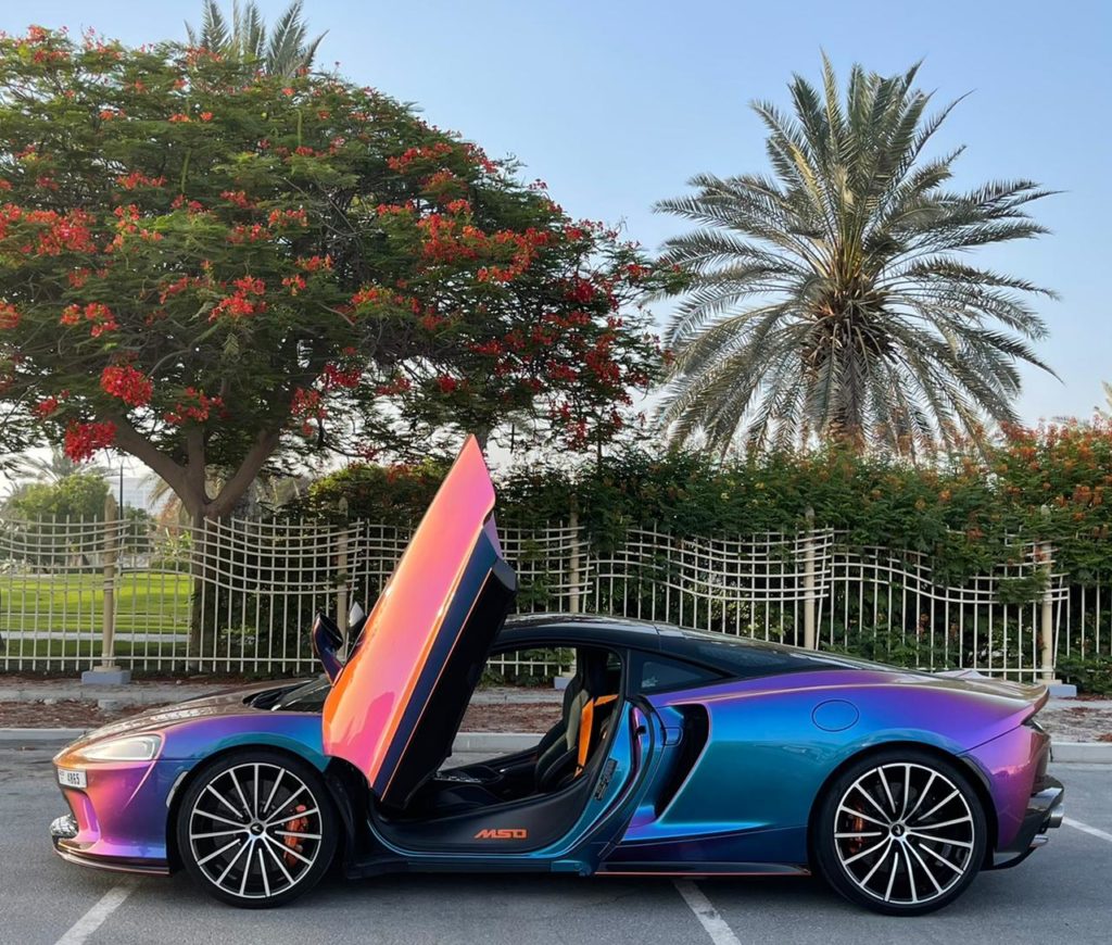 Rent McLaren GT Tricolor